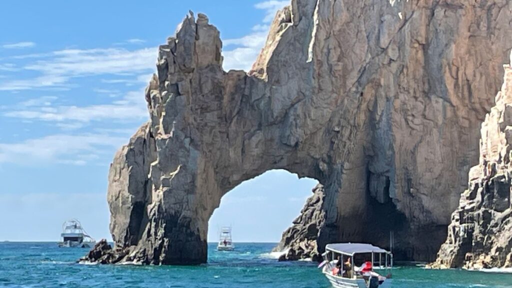 9 of the Top Things to View in Cabo San Lucas Bay | At Los Cabos